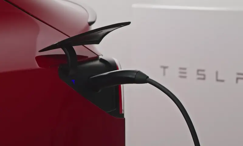 4 Causes Of Tesla Premium Connectivity Not Working - Daily Car Tips