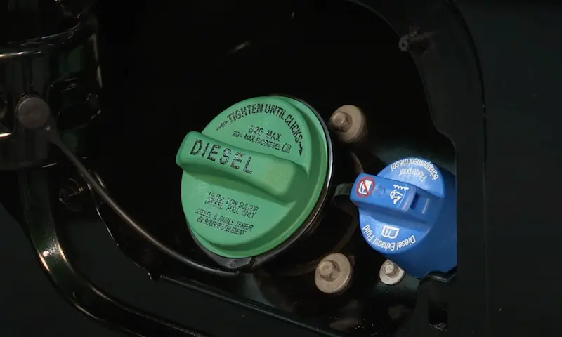 Duramax DEF Tank Full But Says Empty: Causes and Fixes