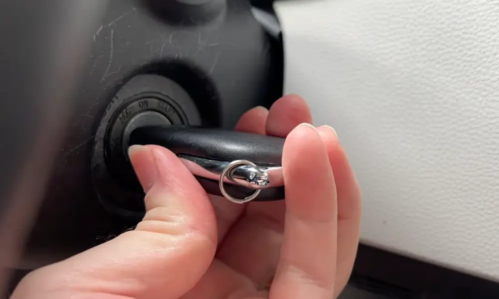 5 Reasons Why Honda Accord Key Stuck in Ignition - Daily Car Tips